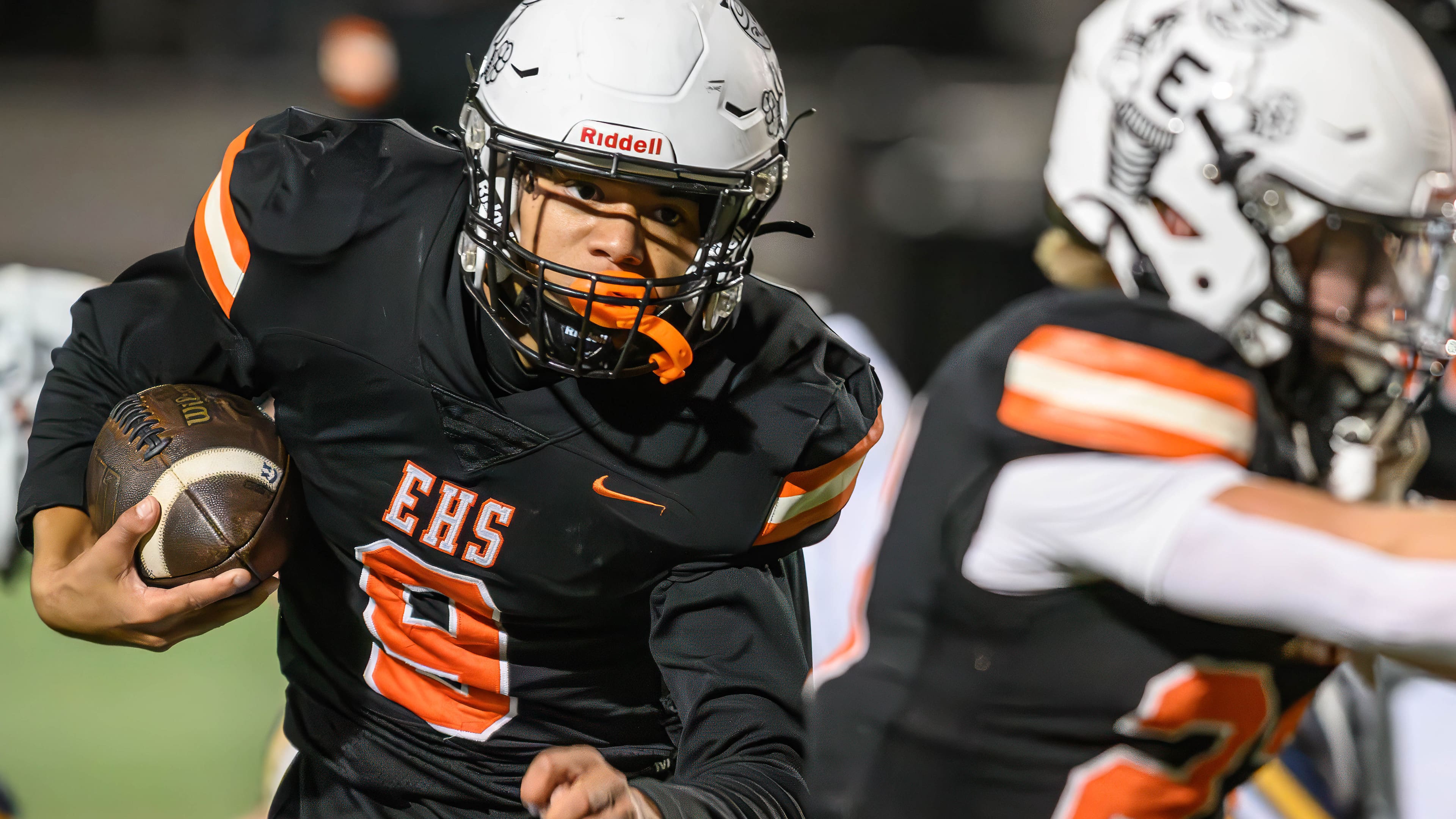 Cyclones Run Past Seymour | Carter County Sports